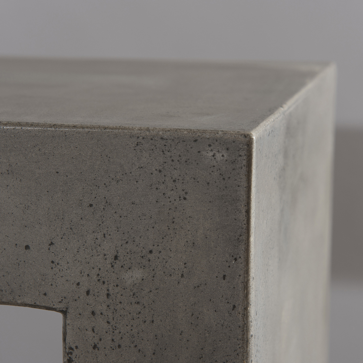 Console en Béton gris foncé 119x30x80cm NEAL | Consoles | Pier Import