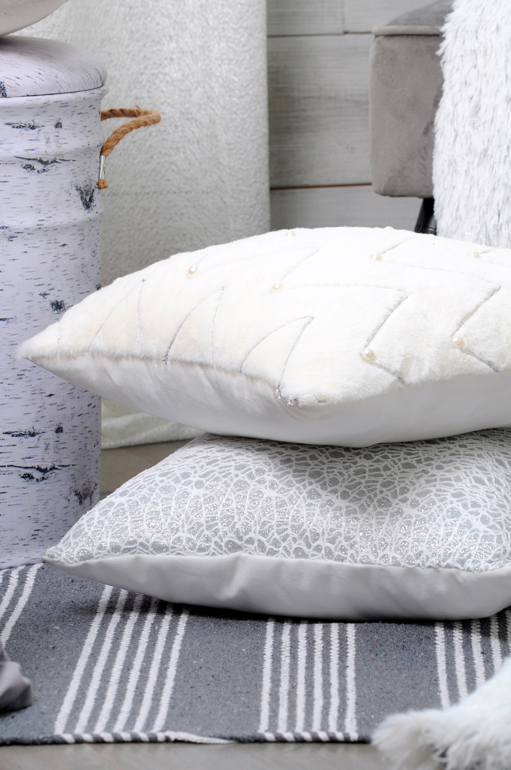 Coussin blanc motifs zigzag 40 x 40 cm | Coussins déco | Pier Import