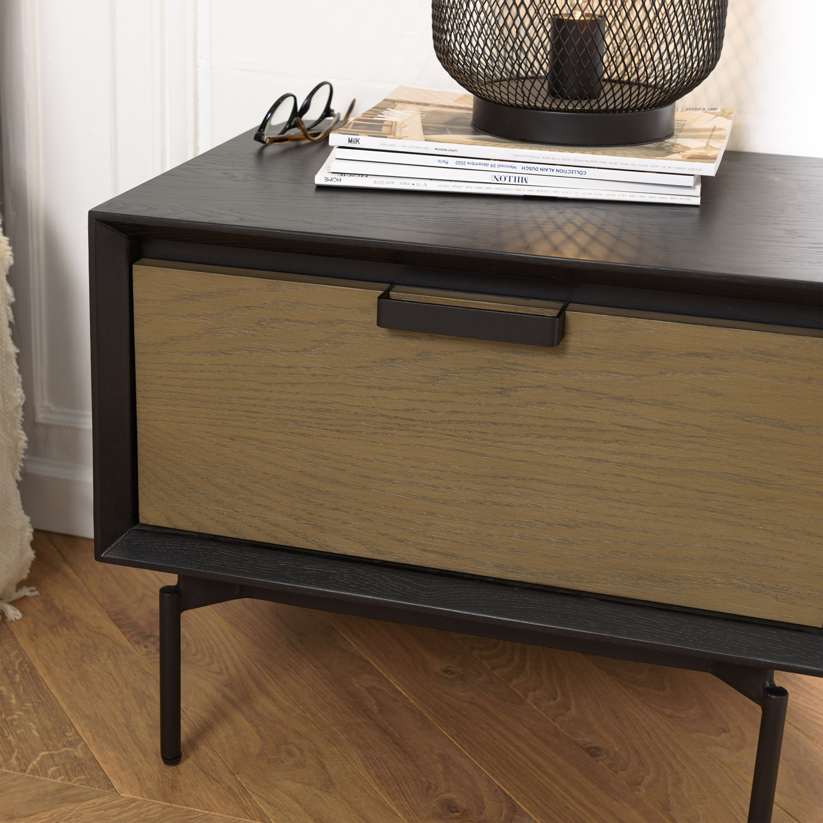 Table de chevet en bois noir 1 tiroir DERRY | Tables de chevet | Pier ...